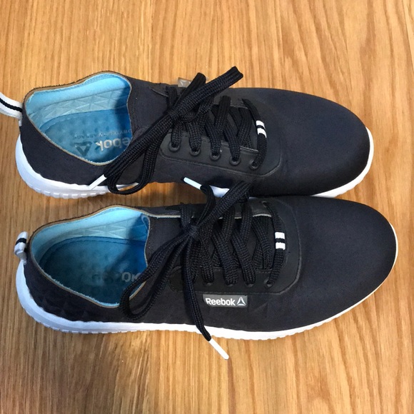 Reebok | Shoes | Reebok Memory Tech Massage Shoes | Poshmark